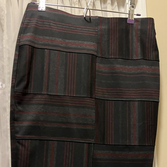 VENUS | Skirts | Venus Womens Greyredblack Plaid Skirt | Poshmark